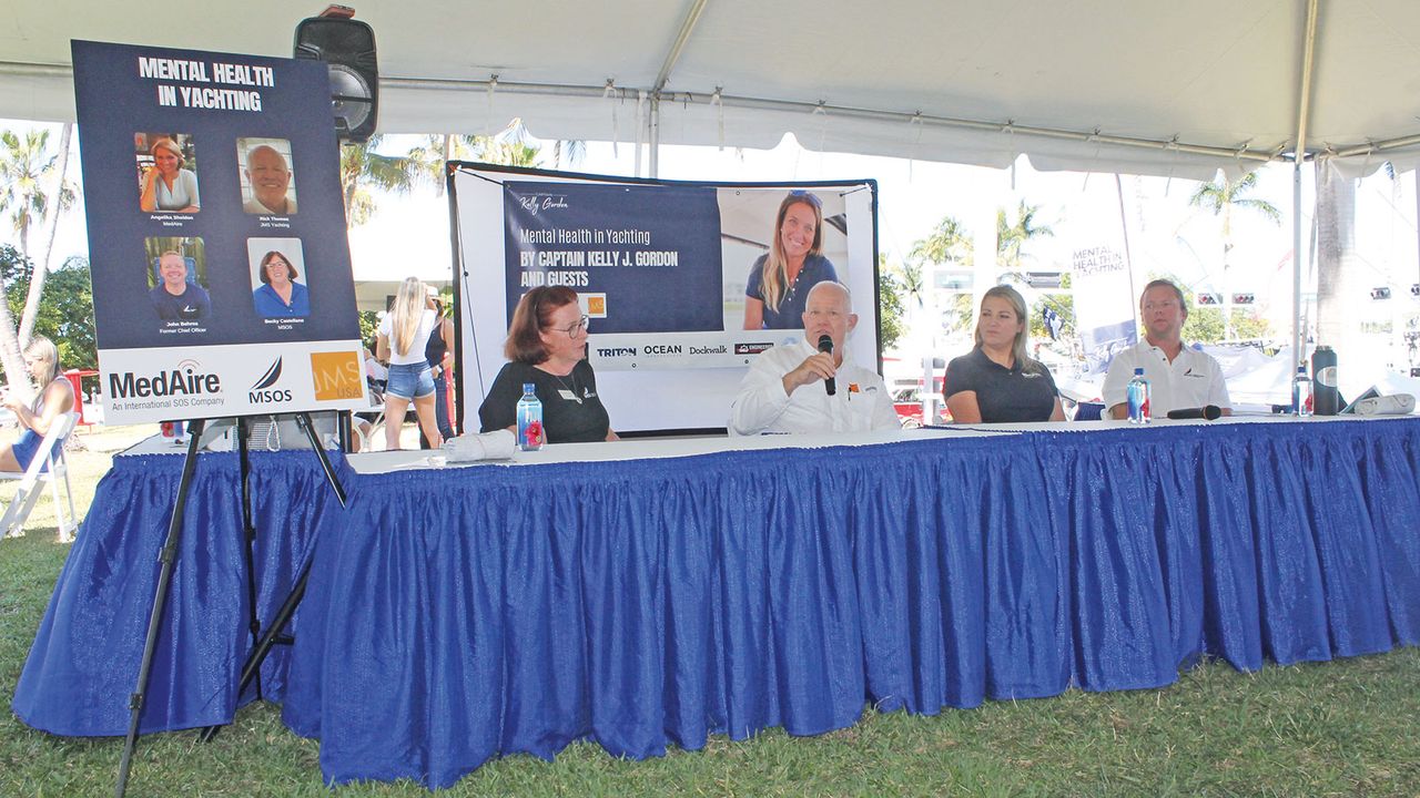 Capt. Kelly Gordon Hosts Mental Health Seminar